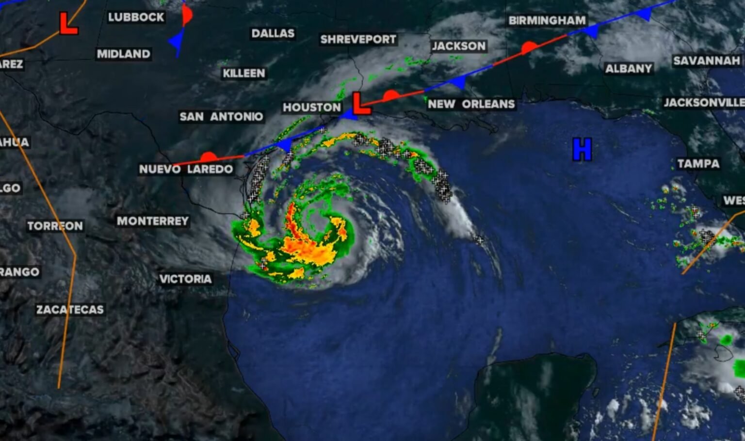 Huracán Beryl. Acercándose a Texas como tormenta tropical. Se espera ...
